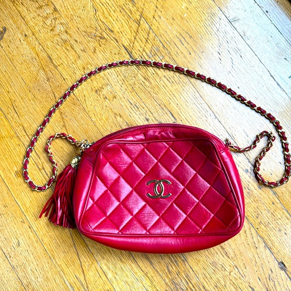CHANEL | Bags | Chanel Vintage Quilted Red Camera Bag With Tassel ...